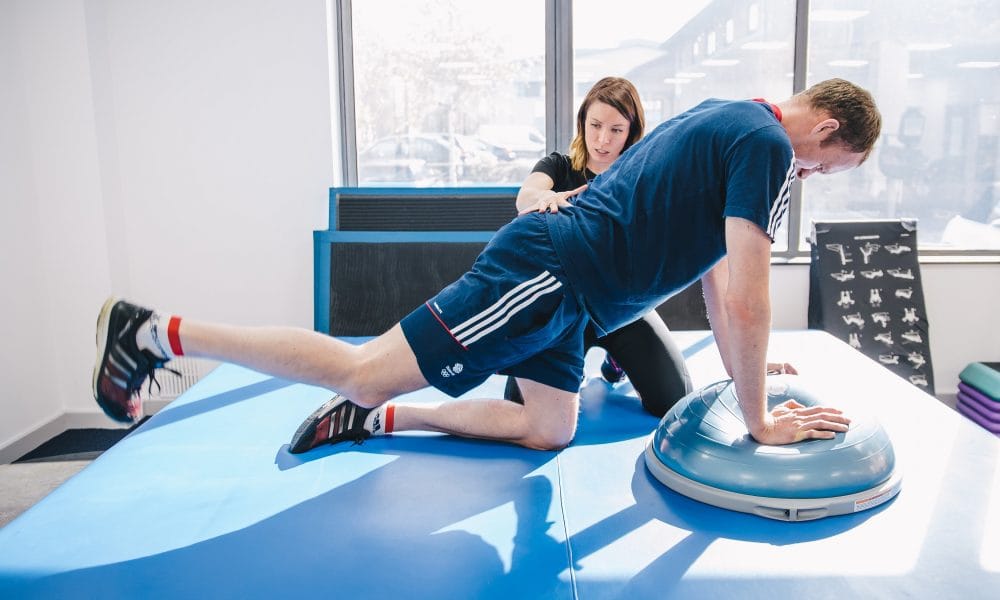 Limiting the risk of shoulder injuries in manual wheelchair users ...